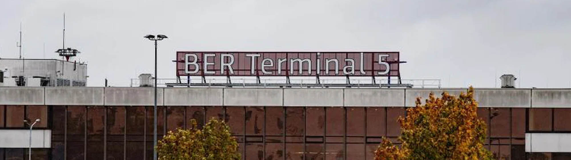 Koniec Berlin SXF, w zamian Terminal 5 BER - Follow me!